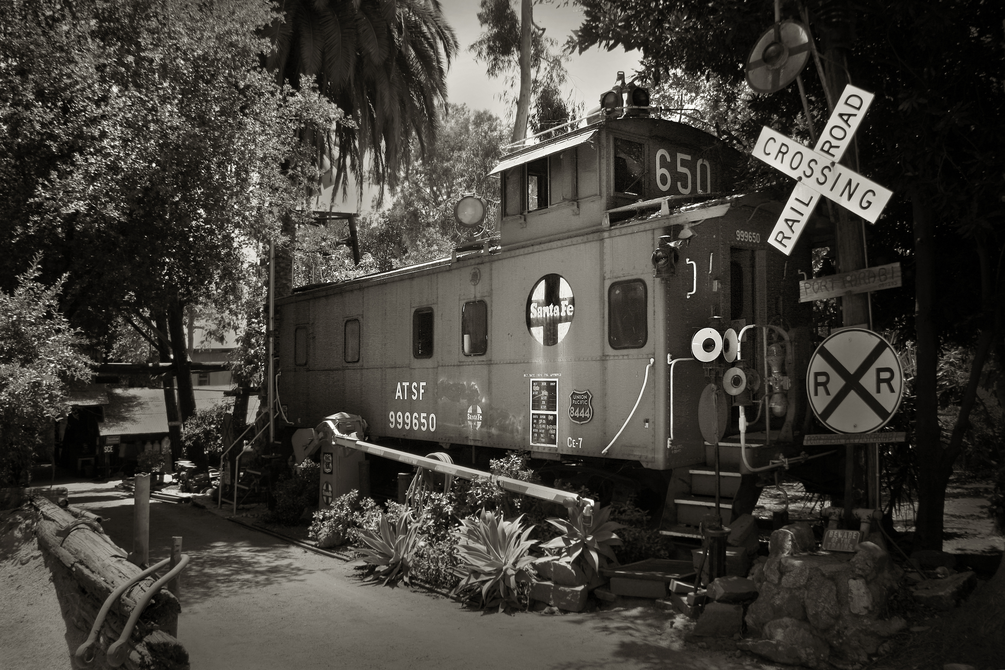 –2012_06_12_Rubel Castle, Glendora, Ca 148 The Caboose